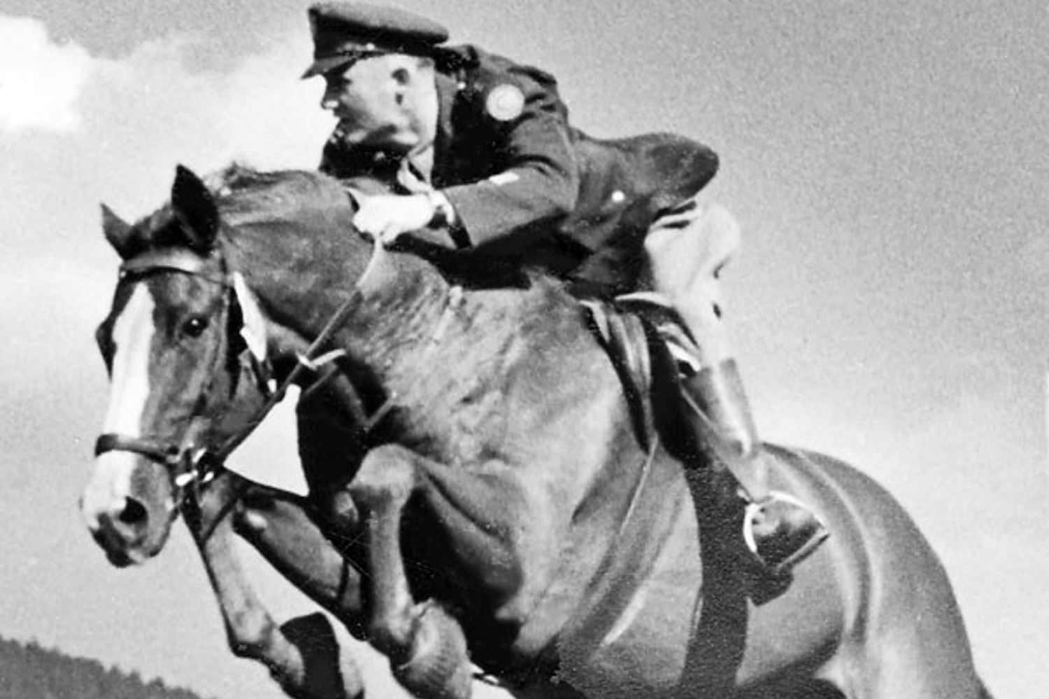 USEA | Major General Jonathan R. Burton (1919-2019)