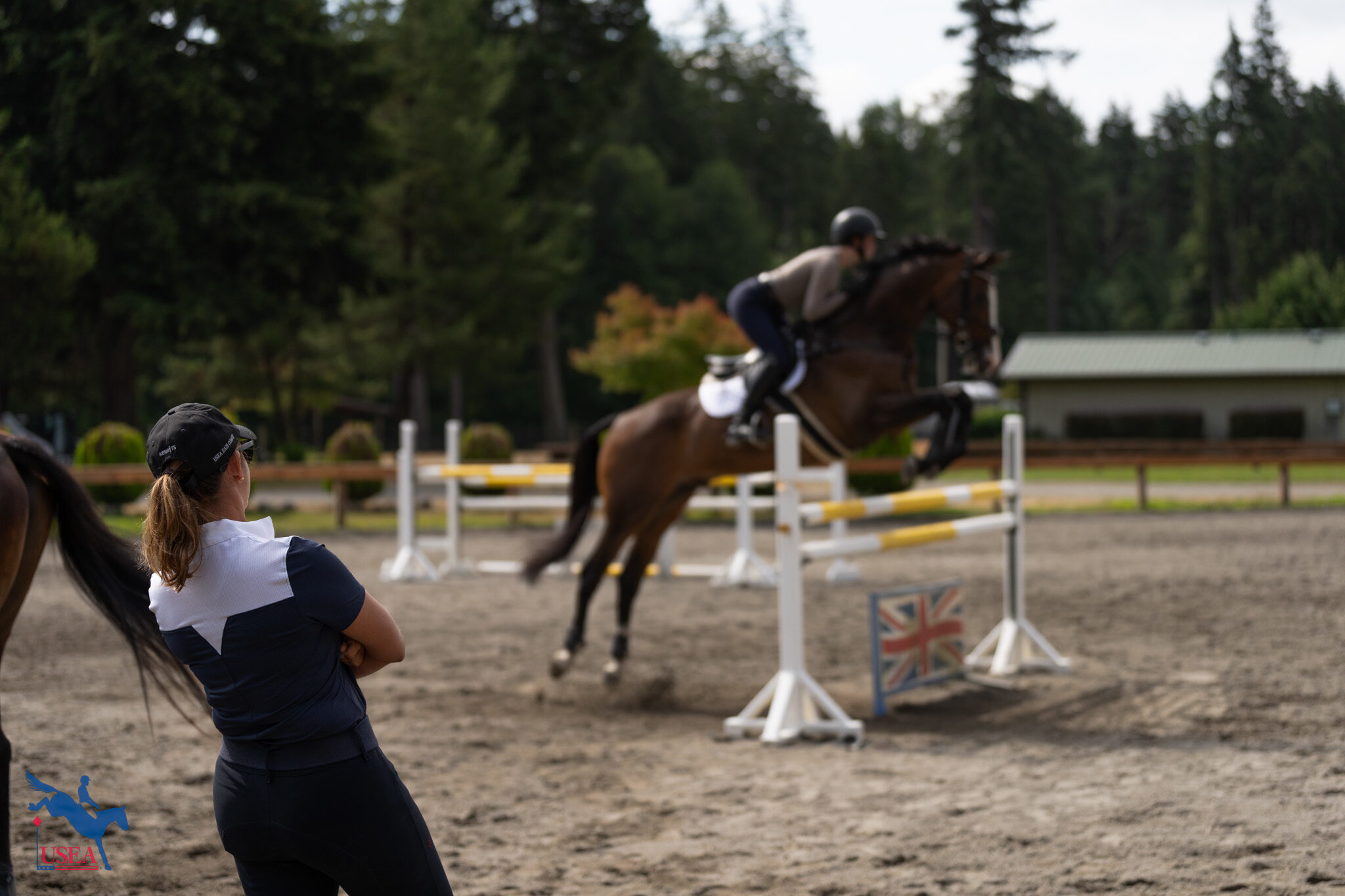 USEA | Good Habits and Correct Jumping Position on Day 2 of the EA21…